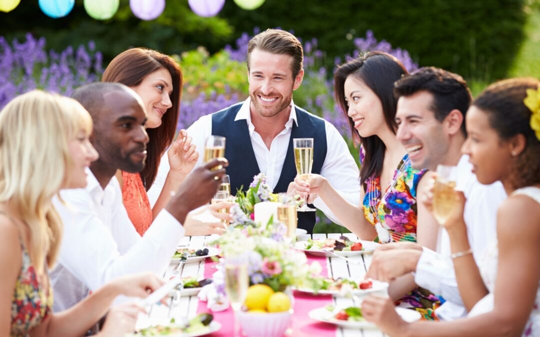 How to create the ultimate outdoor entertaining area - Urban and Rural ...